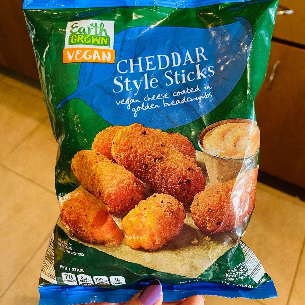 Earth Grown Cheddar Style Sticks Reviews | abillion