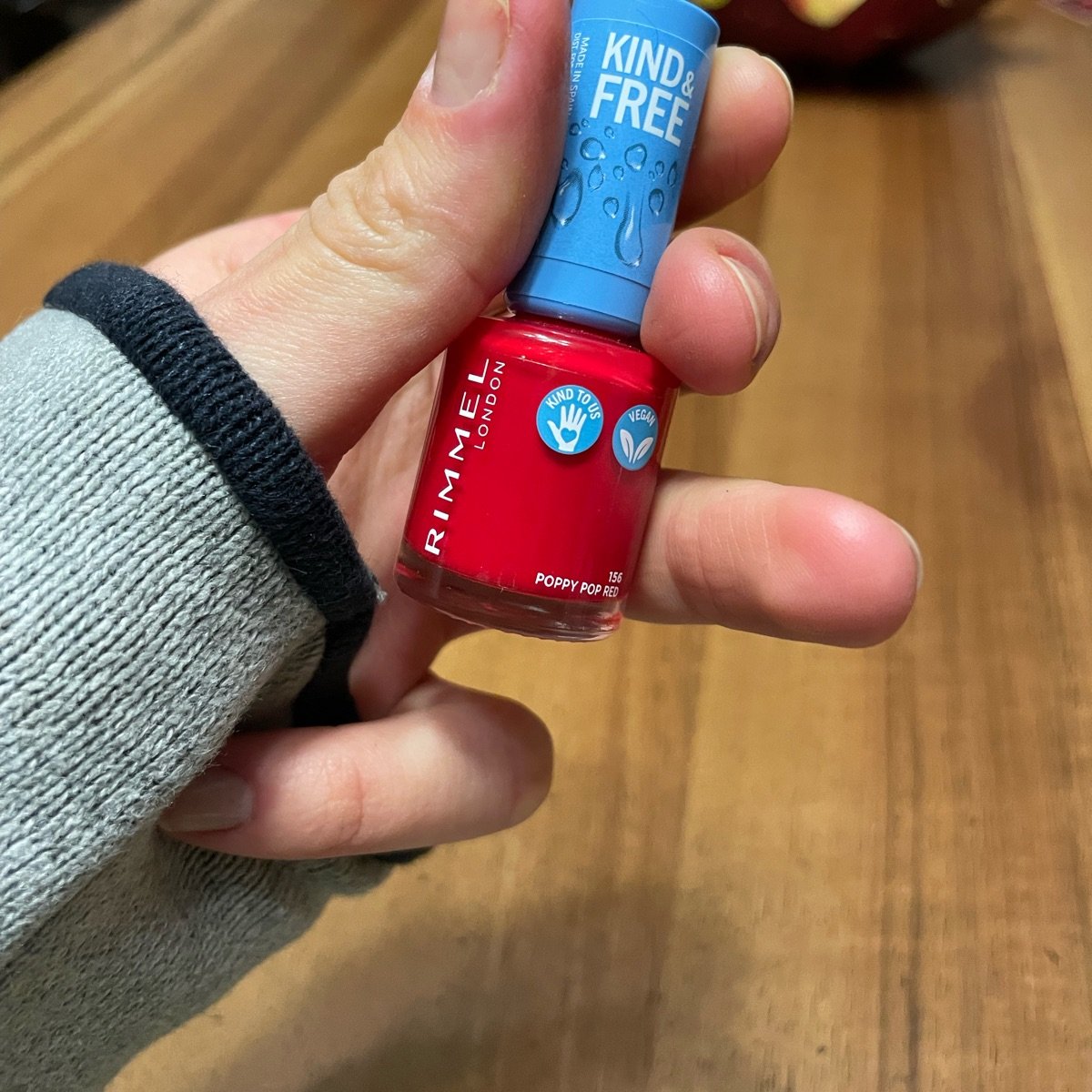 smalto “poppy pop red” from Rimmel Kind & Free - Vegan Product Reviews ...