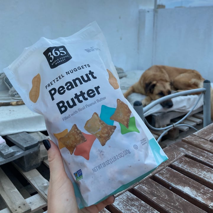 365 Whole Foods Market Pretzel Nuggets Peanut Butter Review | abillion