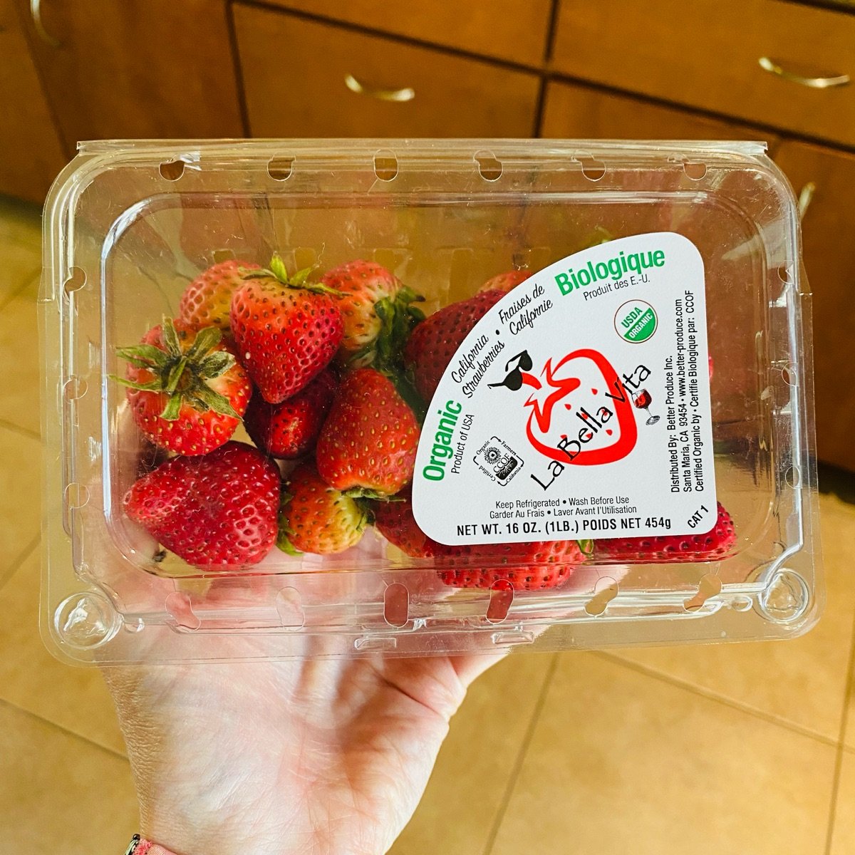 organic strawberries from la bella vita - Vegan Product Reviews ...