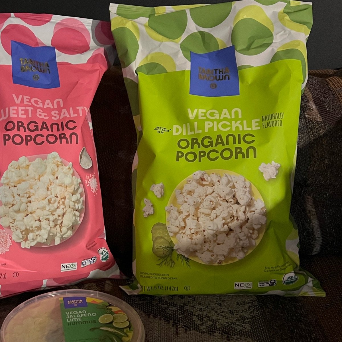 vegan dill pickle popcorn from Tabitha Brown - Vegan Product Reviews ...