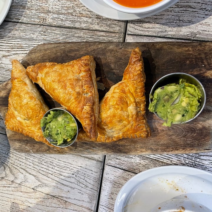 Innocent Yesterday Manhattan, New York, United States Chick'n & Black ...