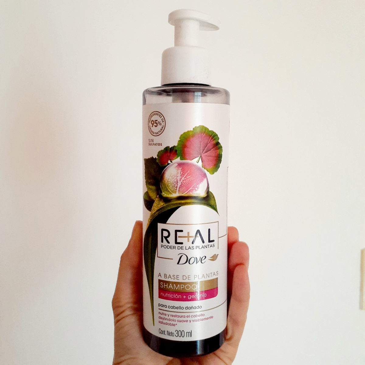 Shampoo nutrición + geranio from Dove - Vegan Product Reviews & Ratings ...