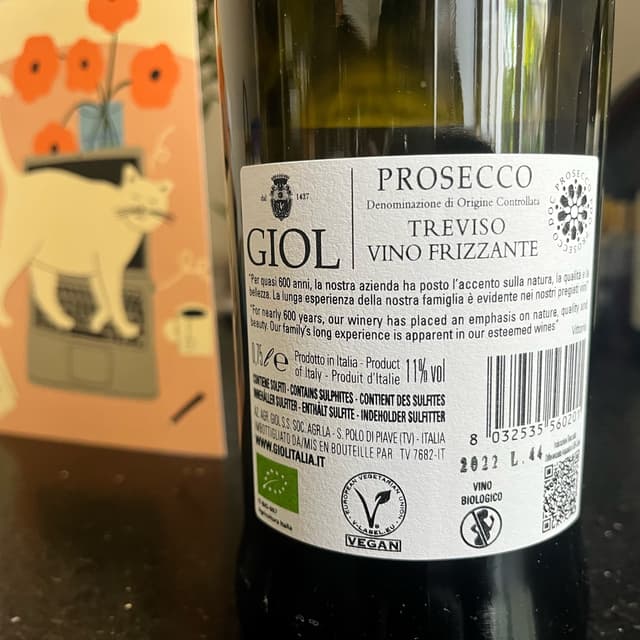 vegan prosecco from Giol - Vegan Product Reviews & Ratings | abillion