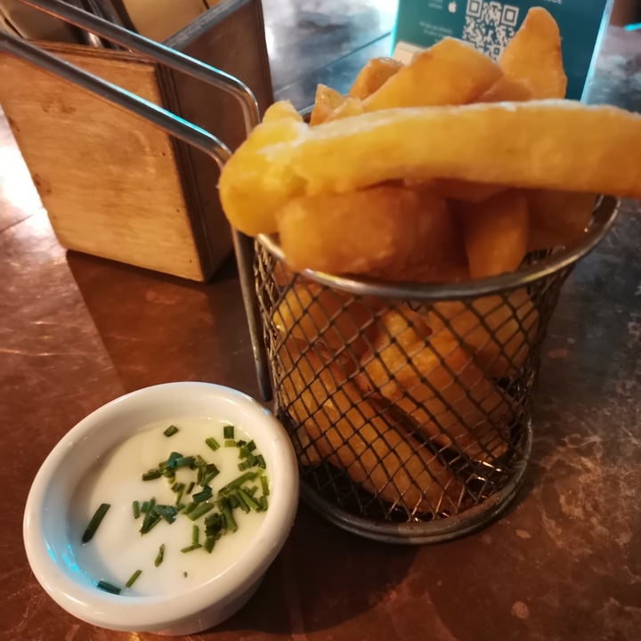 Unity Diner Spitalfields, United Kingdom Chunky Fries Review | abillion