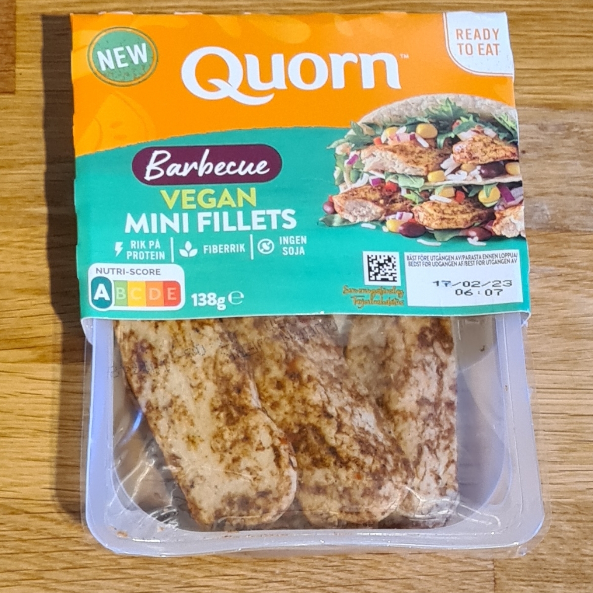 barbeque vegan mini fillets from Quorn - Vegan Product Reviews ...