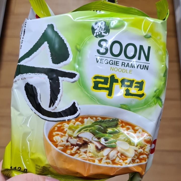 NONGSHIM (농심) SOON VEGGIE RAMYUN NOODLE SOUP Review | abillion