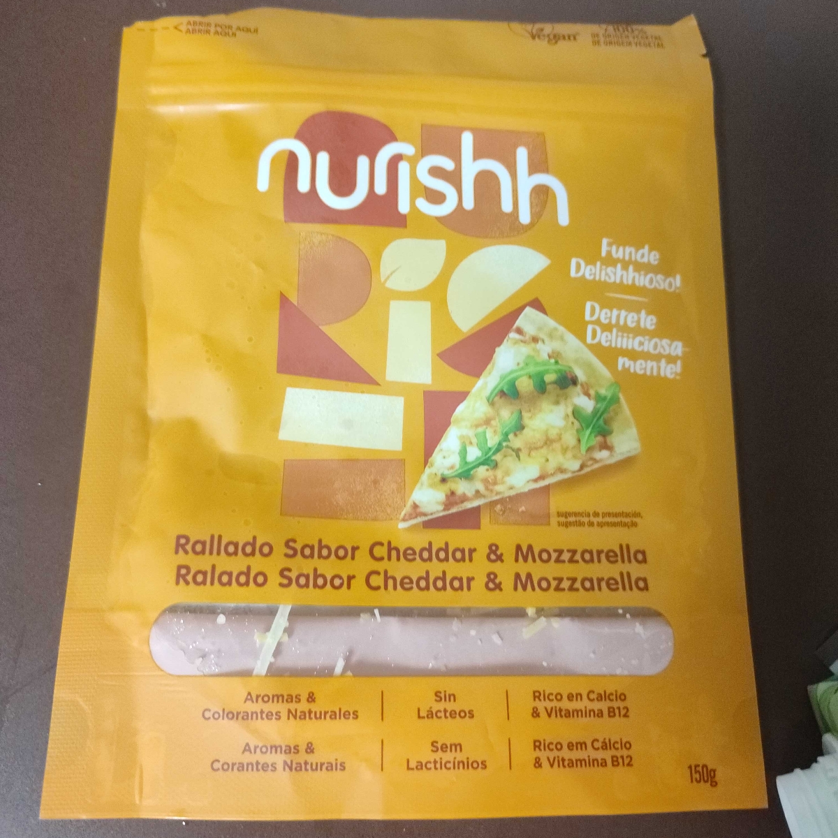 Queso Rallado Cheddar Mozzarella from Nurishh - Vegan Product Reviews ...