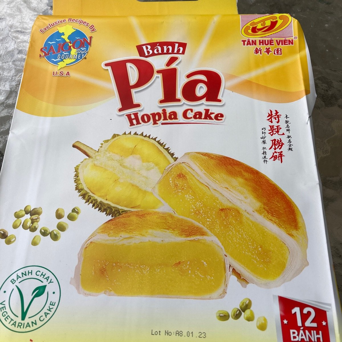 bahn pia hopia cake from Tân Huê Viên - Vegan Product Reviews & Ratings ...