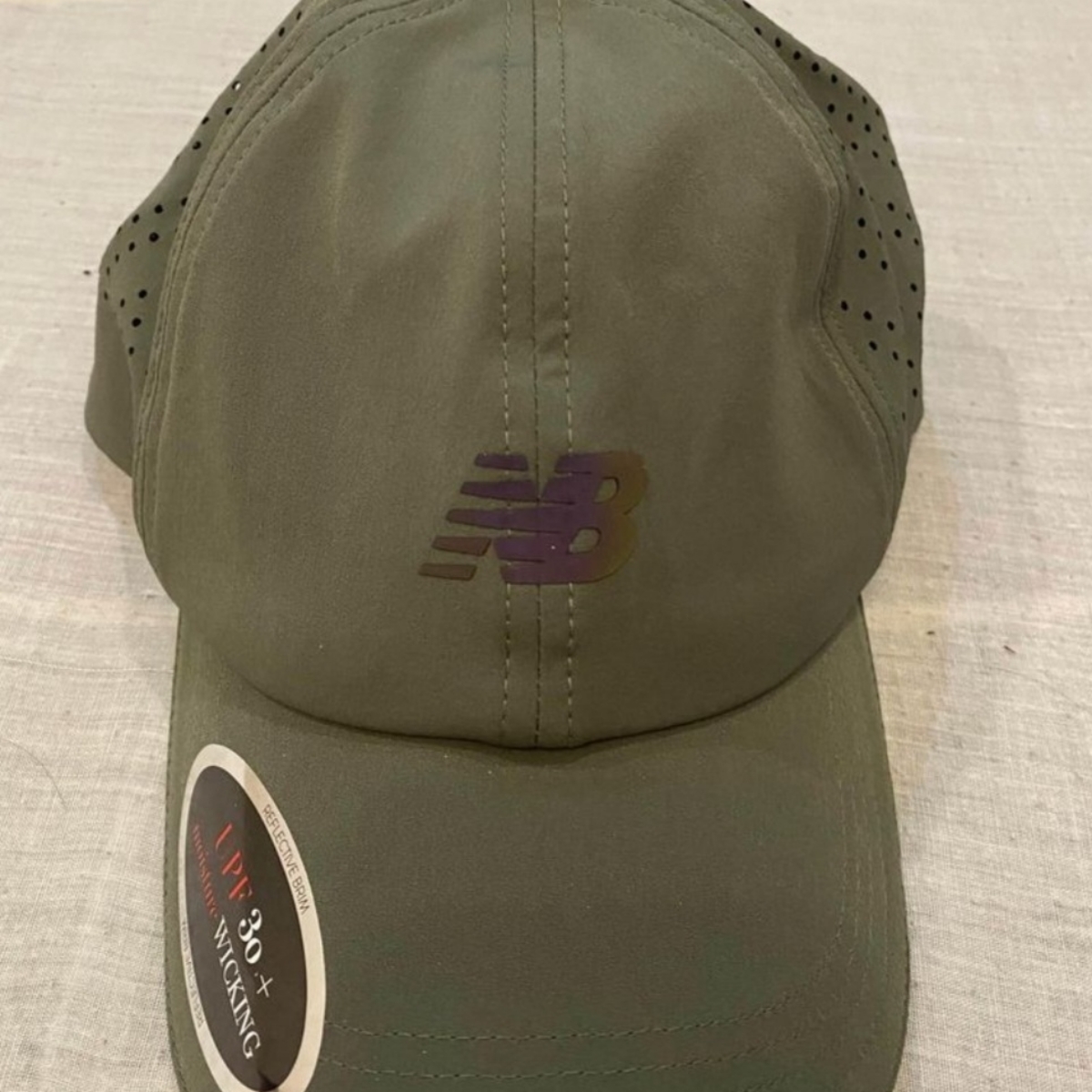 Laser Performance Run Hat from New Balance - Vegan Product Reviews ...