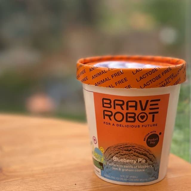Brave Robot Blueberry Pie Animal-Free Dairy Ice Cream at Brave Robot ...
