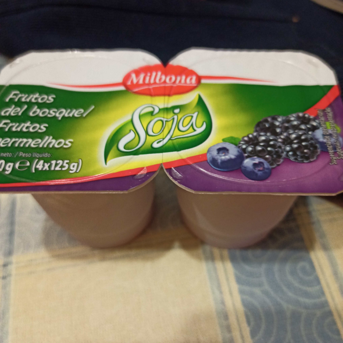 Yogurt Soja Frutos Del Bosque from Milbona - Vegan Product Reviews ...
