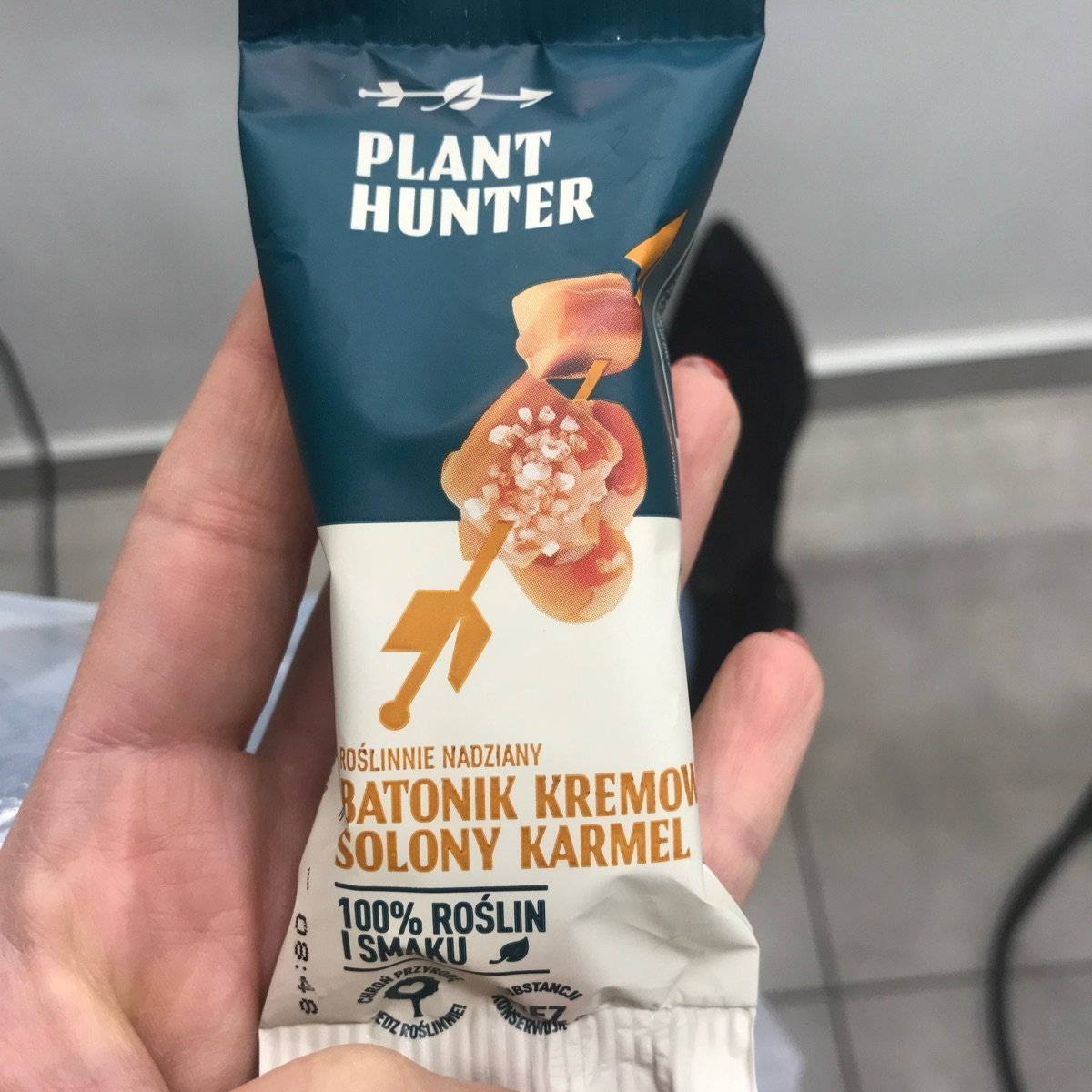 Batonik kremowy, slony karmel from Plant hunter - Vegan Product Reviews ...