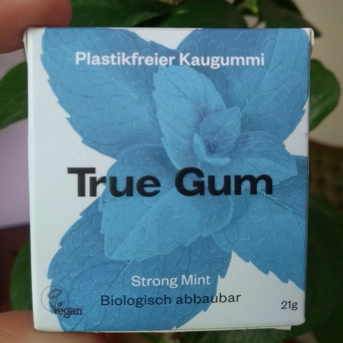 Strong mint from True Gum - Vegan Product Reviews & Ratings | abillion
