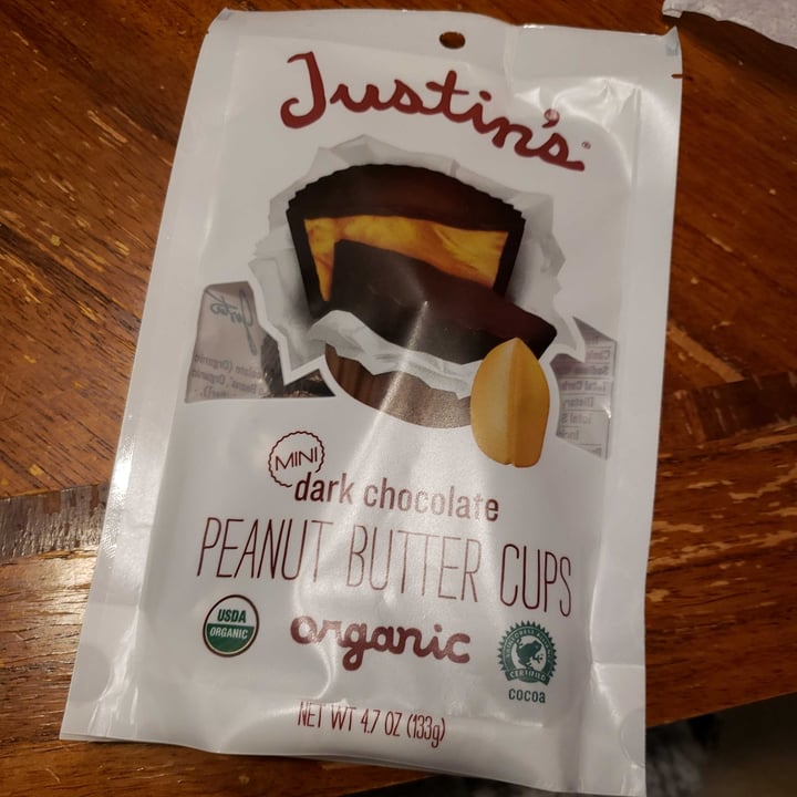 Justin's Dark Chocolate Peanut Butter Cups Review | abillion