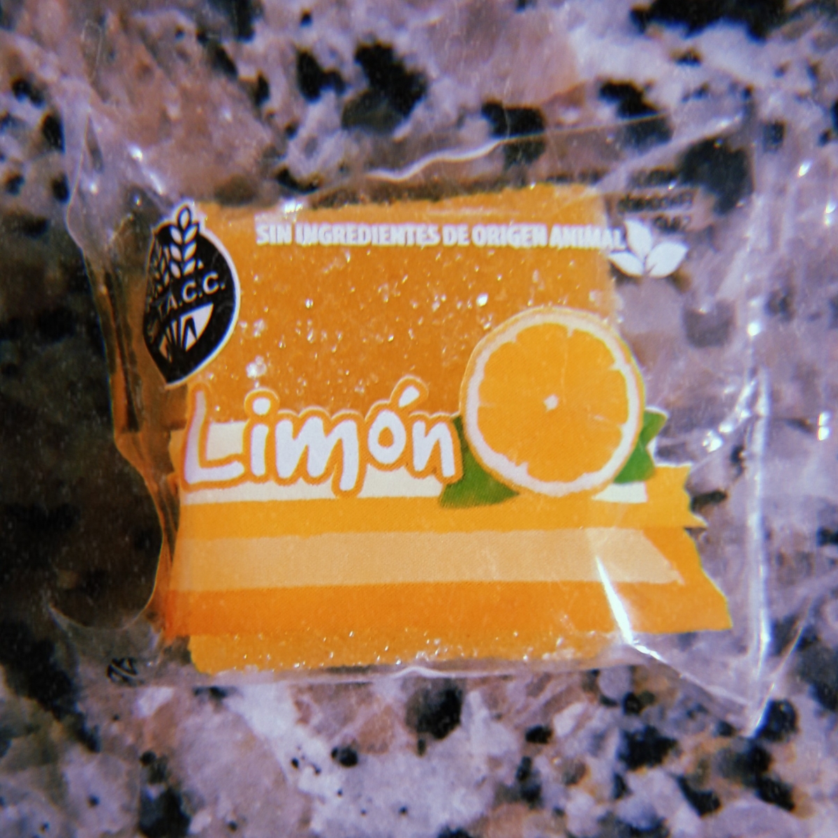 Bombón sabor Limón from Cerro Azul - Vegan Product Reviews & Ratings ...
