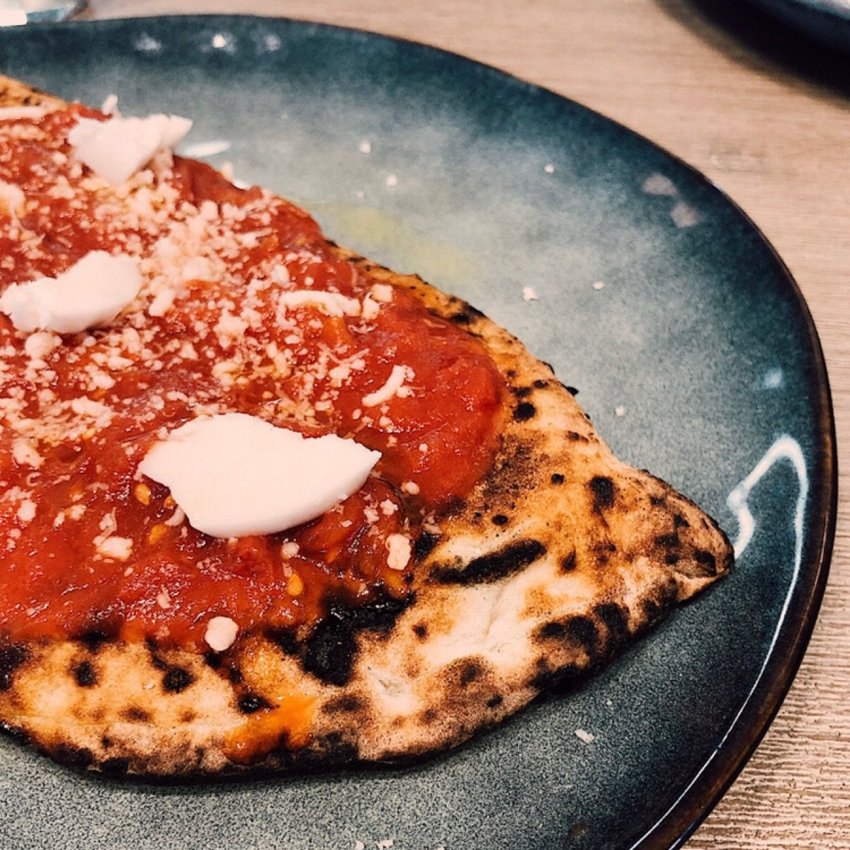 Calzone at Gardener's Lodge - Review by @clam | abillion