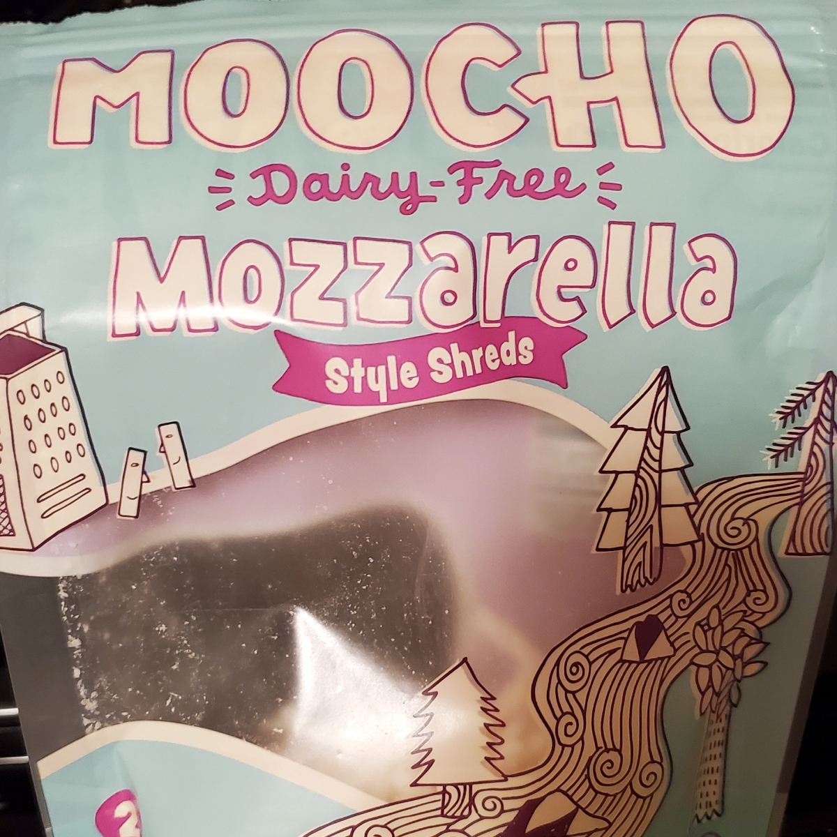 Mozzarella Cheese Shreds from Moocho - Vegan Product Reviews & Ratings ...