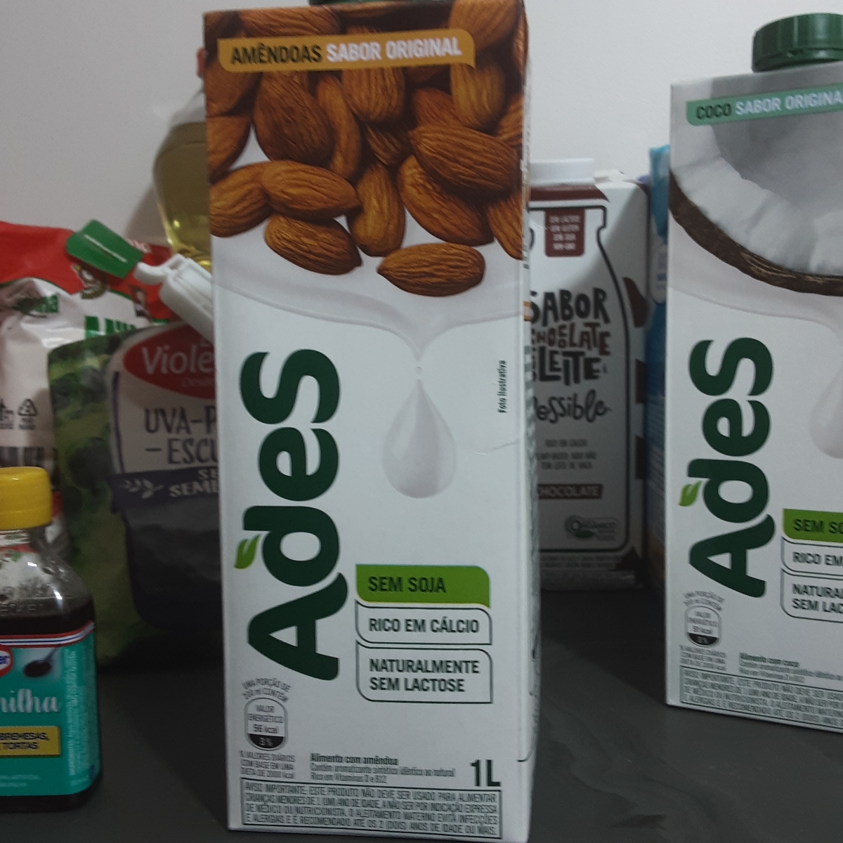 Leite de Amêndoas Sabor Original from Ades - Vegan Product Reviews ...