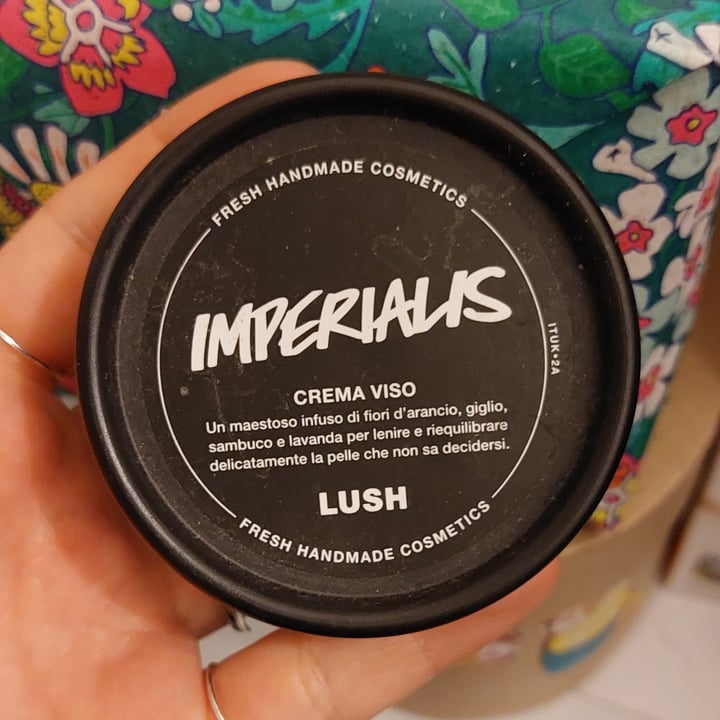 Lush Fresh Handmade Cosmetics Crema Viso Imperialis Review Abillion