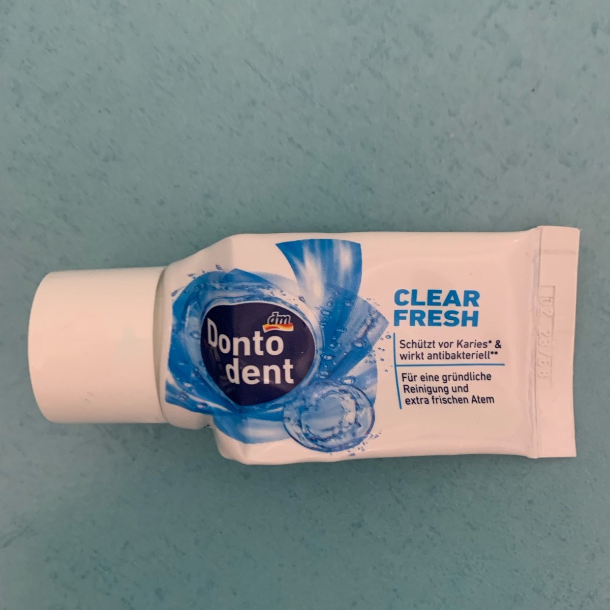 Clear Fresh Toothpaste from Dontodent - Vegan Product Reviews & Ratings ...