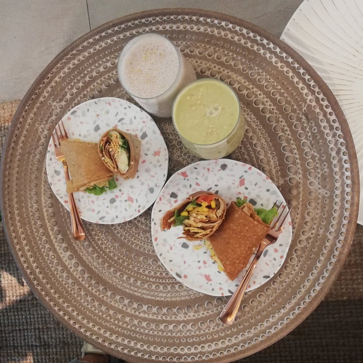 NUTTEA Nut Mylk Tea 堅果奶 · 茶 Taiwan Avocado & Banana Oatmeal Nut Mylk ...