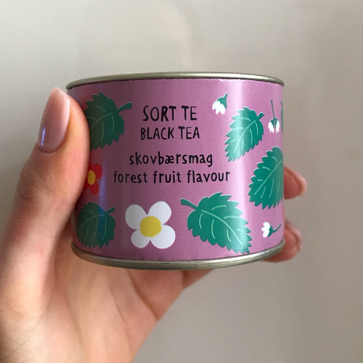 Black tea forest fruit flavour from Flying Tiger - Vegan Product ...