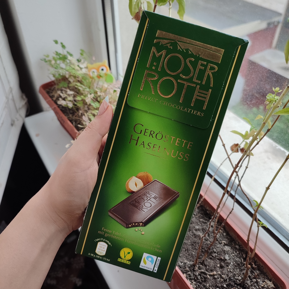Finest Dark Chocolate Roasted Hazelnut from Moser Roth - Vegan Product ...