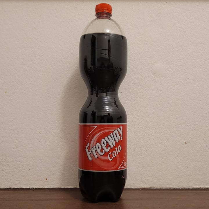 Freeway Freeway Cola Review | abillion