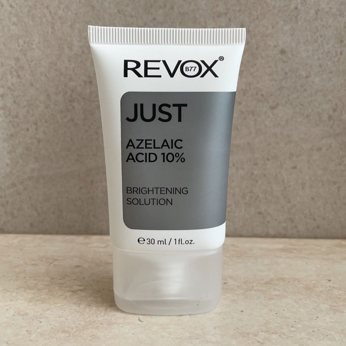 azelaic acid from Revox - Vegan Product Reviews & Ratings | abillion