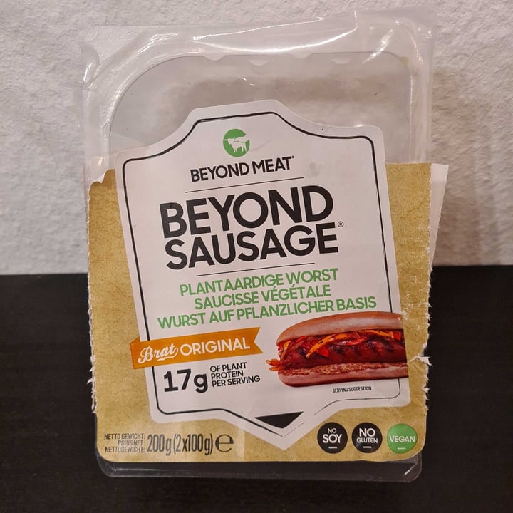 Beyond Meat Beyond Sausage Brat Original Review | abillion
