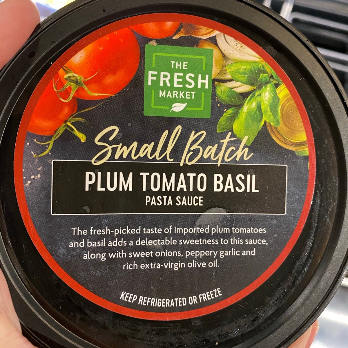 Small batch plum tomato basil pasta sauce from The Fresh Market - Vegan ...