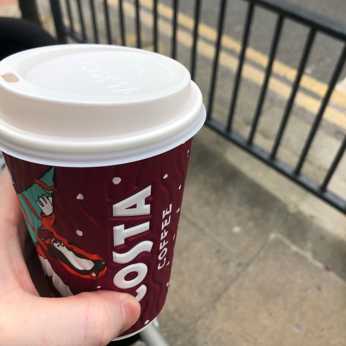 Terry’s chocolate orange oat milk hot chocolate from Costa Coffee ...