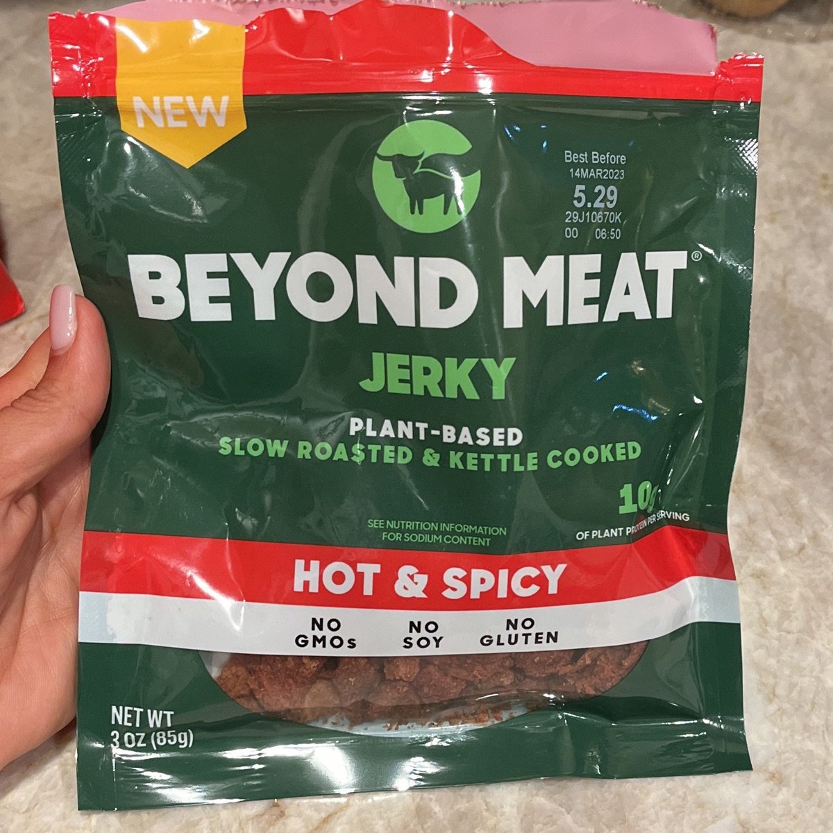 Beyond Meat Hot & Spicy from Beyond Meat - Vegan Product Reviews ...
