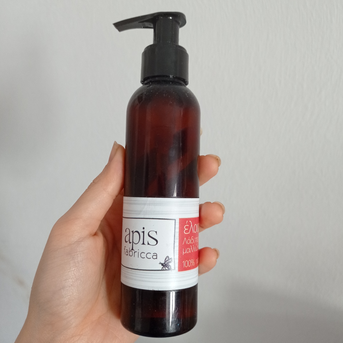 Hair oil from Apis fabrica - Vegan Product Reviews & Ratings | abillion