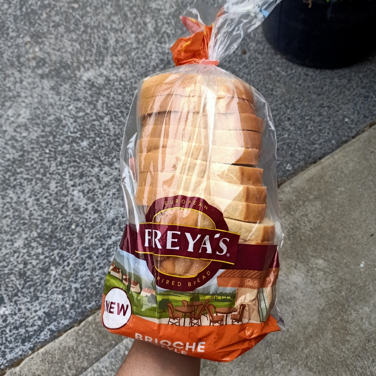 Freya's Brioche Style Reviews | abillion