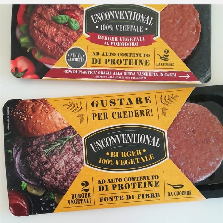Unconventional Burger Vegetale Al Pomodoro - Tomato Burger Review ...