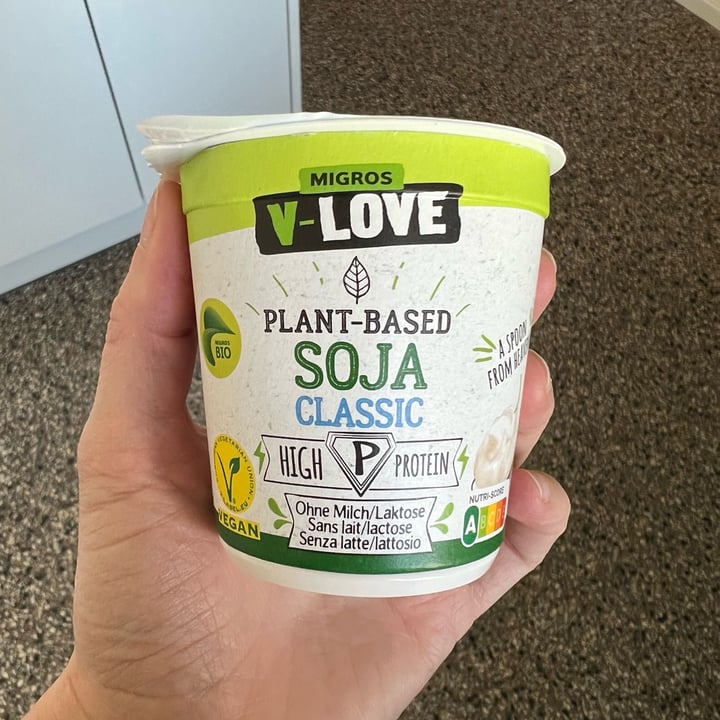 Migros V-Love Plant Based Soja Review | abillion