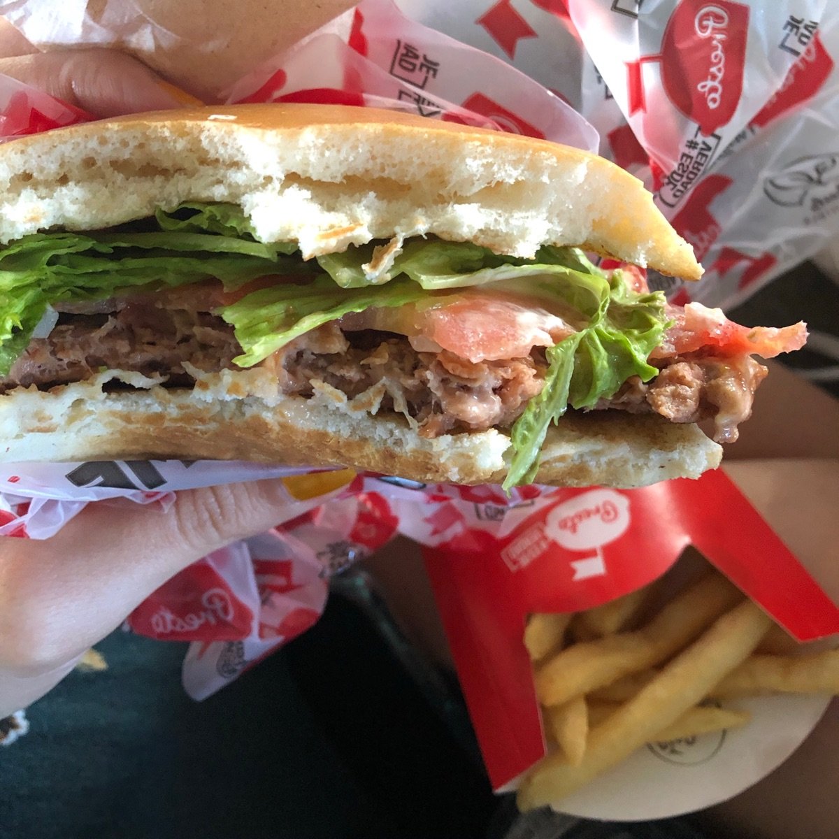 Hamburguesa Veggisima at Presto, Medellín - Vegan Dish Reviews ...