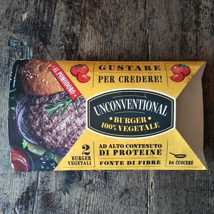 Unconventional Burger Vegetale Al Pomodoro - Tomato Burger Review ...