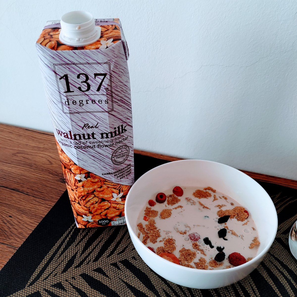 Real Walnut Milk from 137 degrees - Vegan Product Reviews & Ratings ...