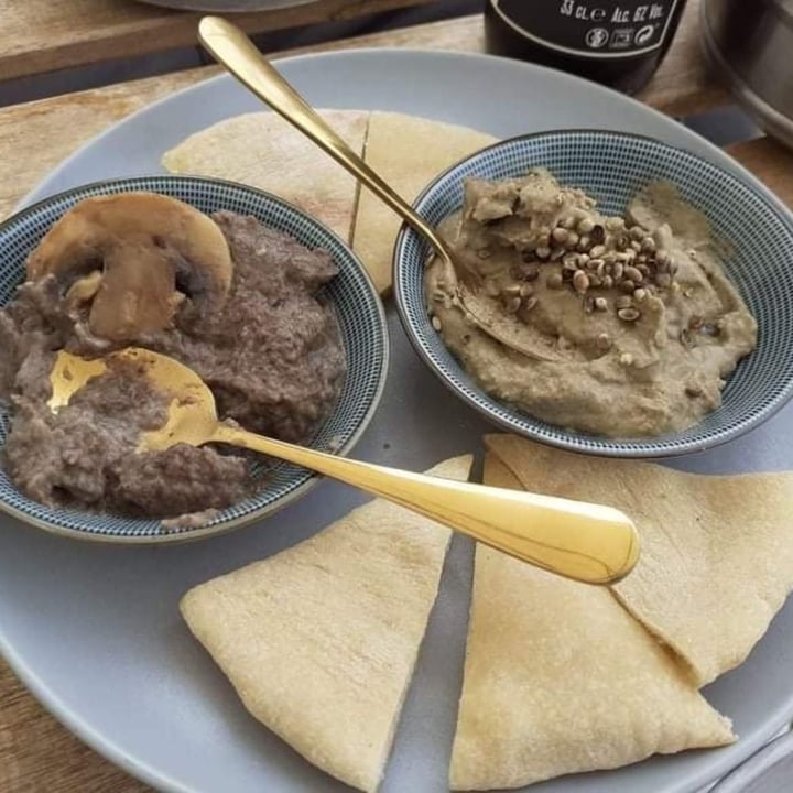 O Xéxéxé Costa da Caparica, Portugal Tábua de Partilha Review | abillion