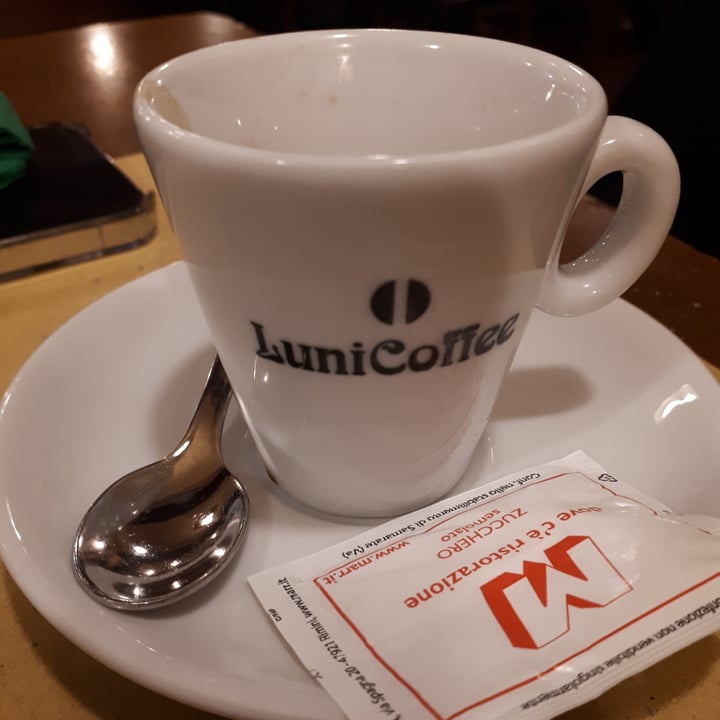 Luni Coffee Reviews | abillion