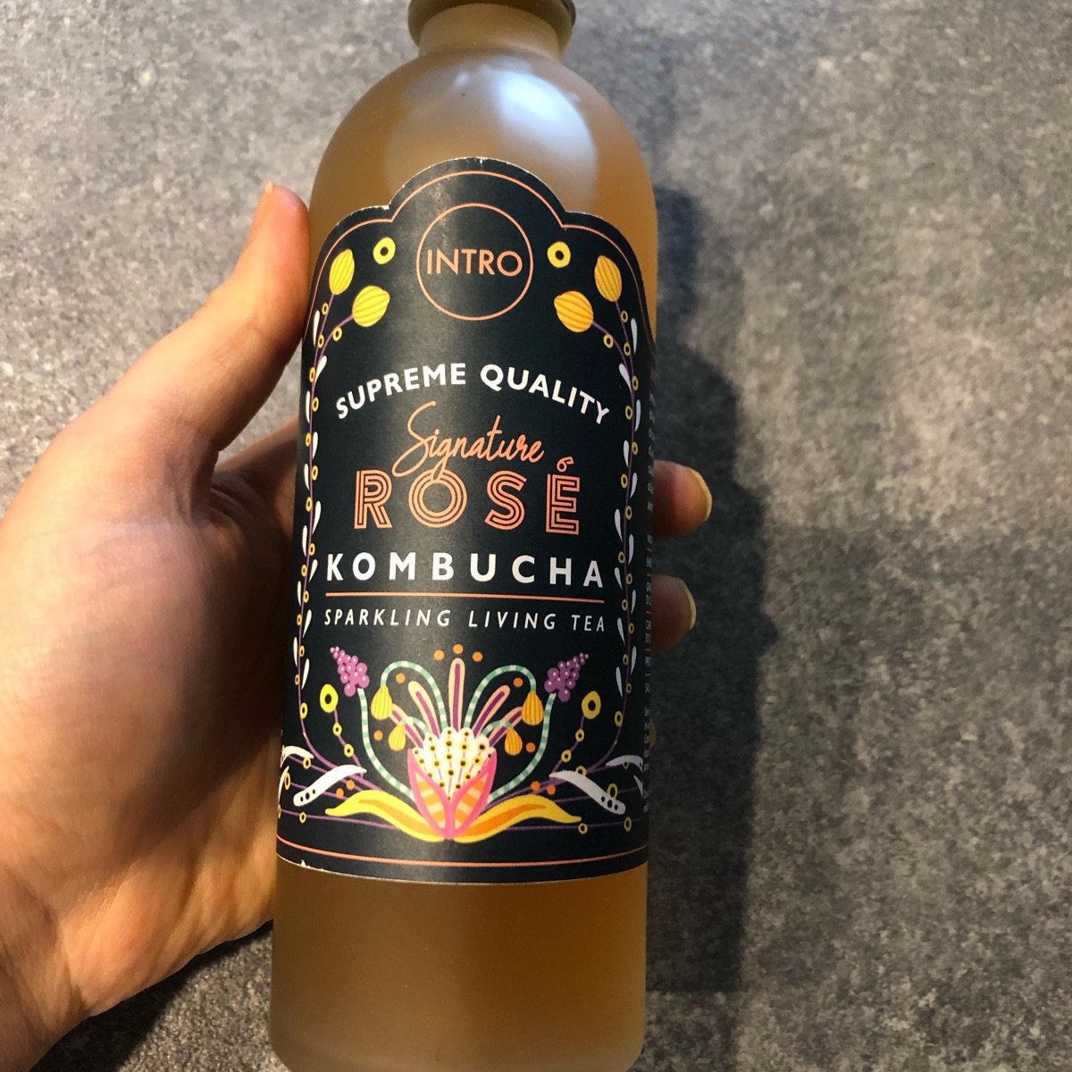 Intro - signature rose Review | abillion