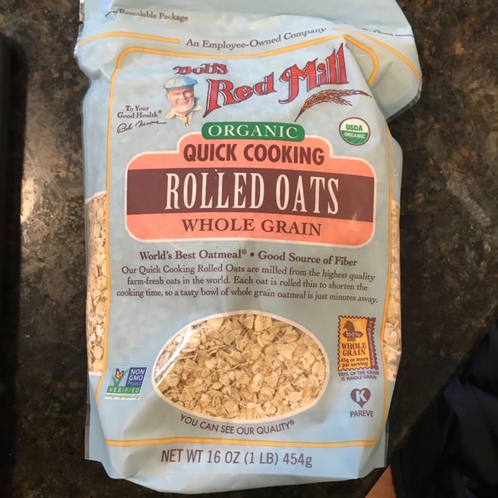 Bob's Red Mill Quick Cooking Rolled Oats Whole Grain Review | abillion