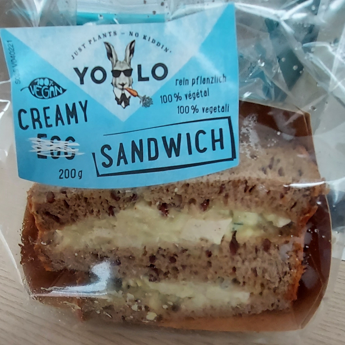 Sandwich Creamy "Egg" from Yolo - Vegan Product Reviews & Ratings ...