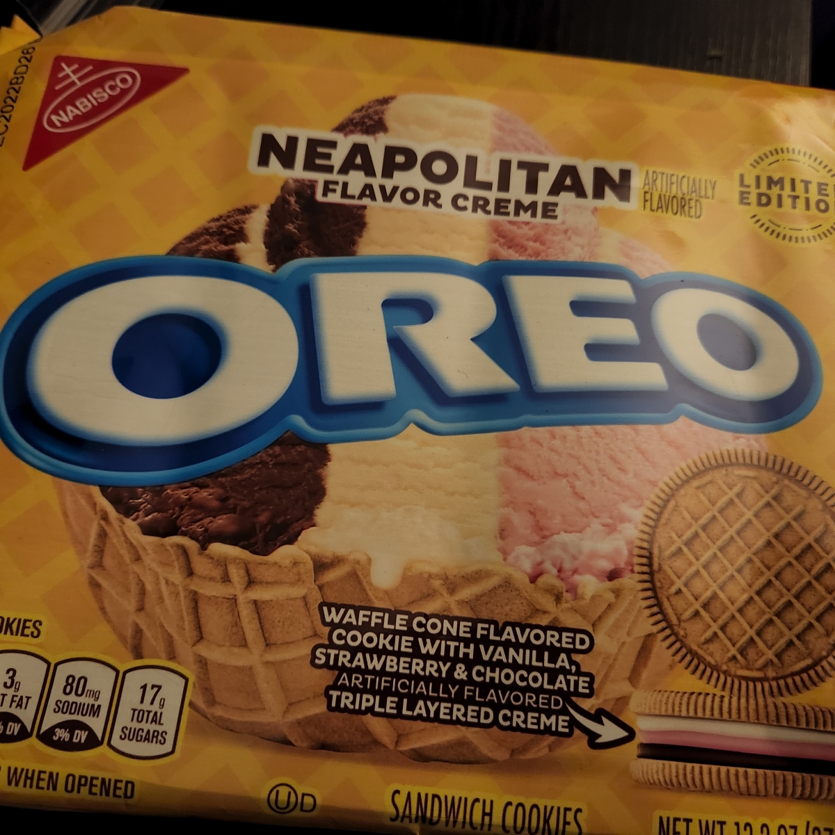 Neapolitan Oreo from Nabisco - Vegan Product Reviews & Ratings | abillion