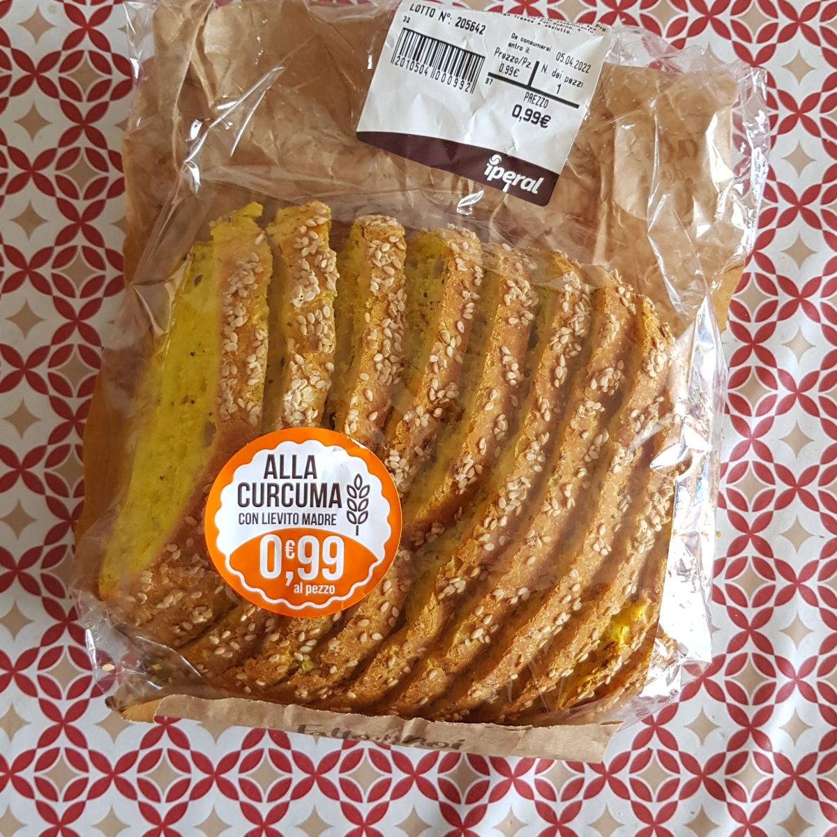 Pane curcuma e sesamo from Iperal - Vegan Product Reviews & Ratings ...