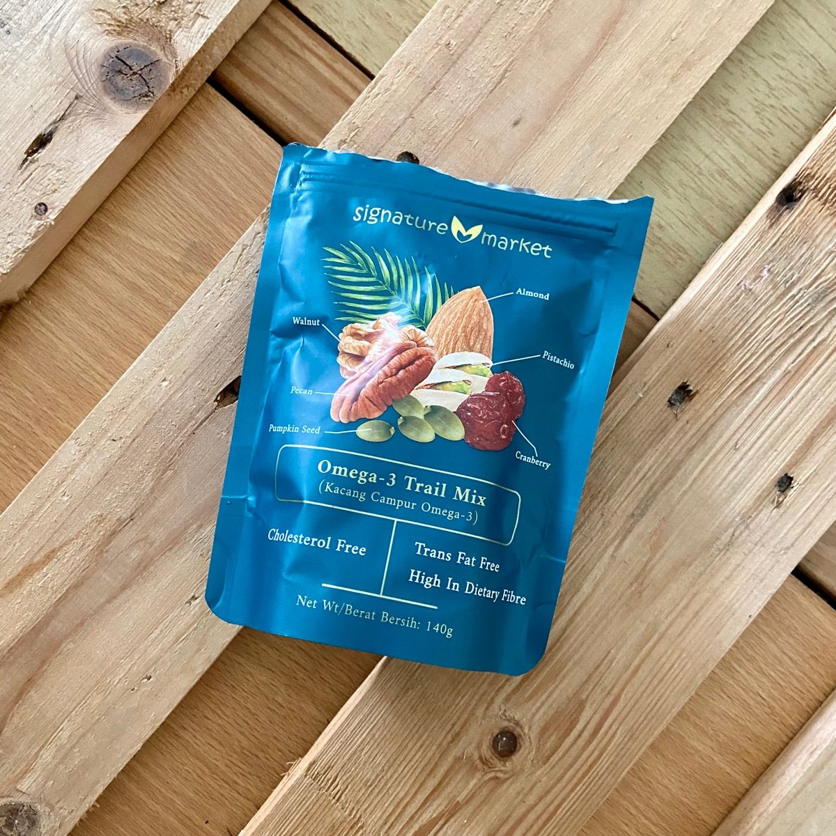Omega-3 Trail Mix from Signature Market - Vegan Product Reviews ...