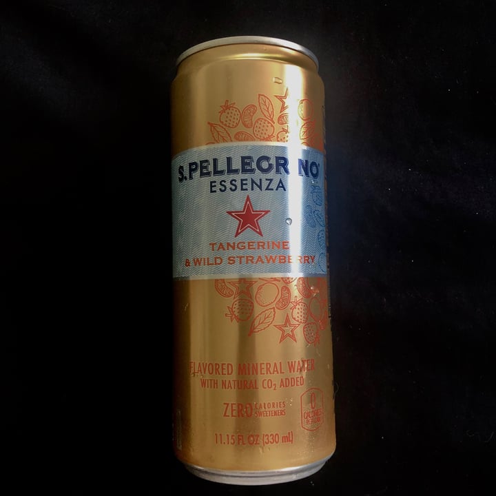 S.Pellegrino Tangerine & Wild Strawberry Flavored Mineral Water Review ...